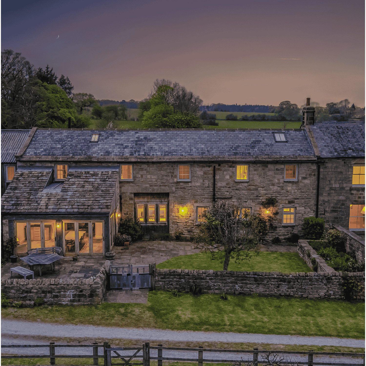 Our Unique Homes – Mr & Mr Child